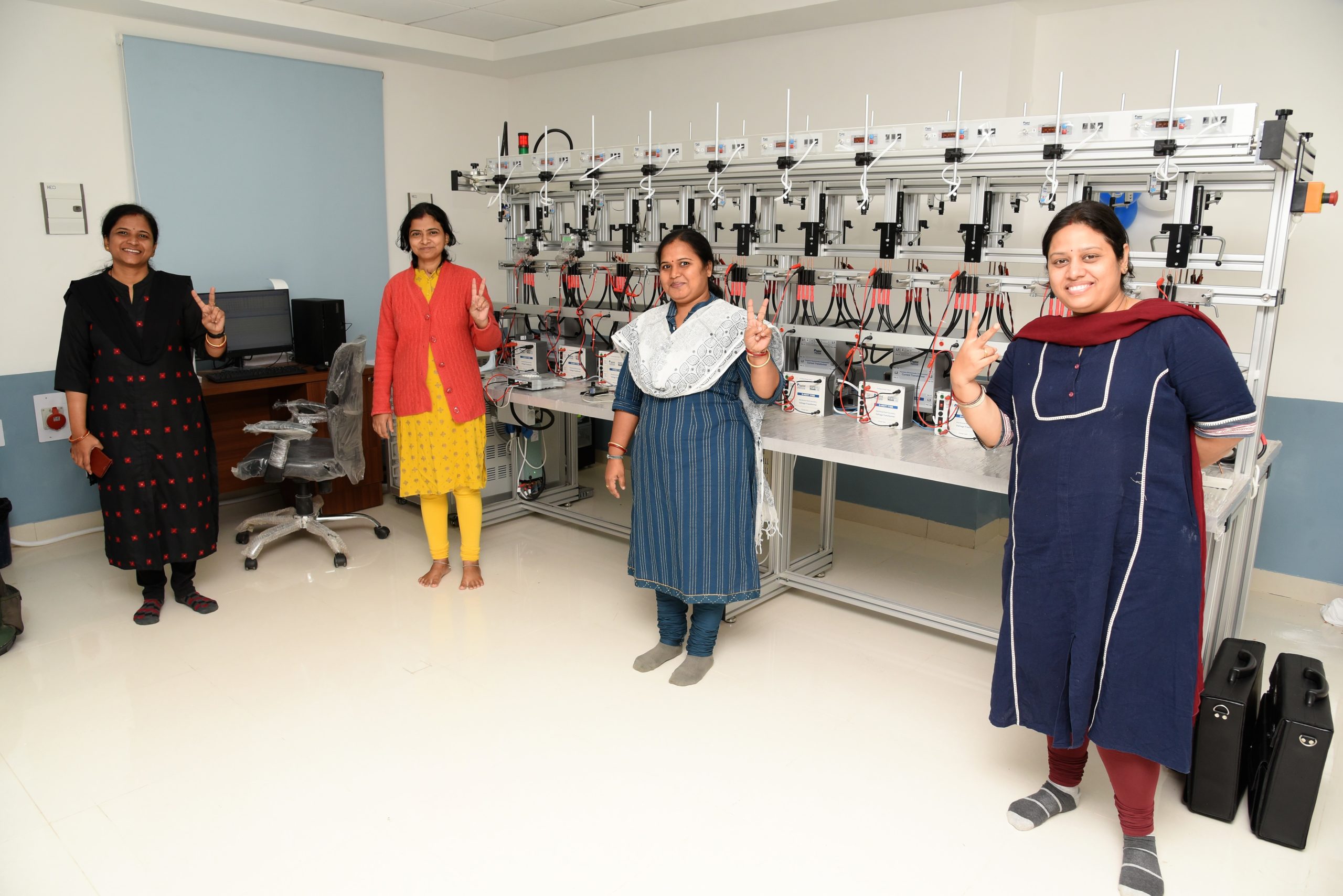 Women Tech Transformers Lead Meter Testing Lab Operations at TPCODL ...